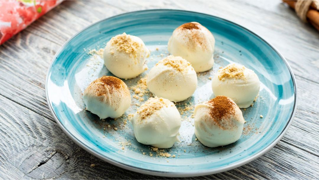 Low Carb Cream Cheese Clouds Recipe | Virta Health